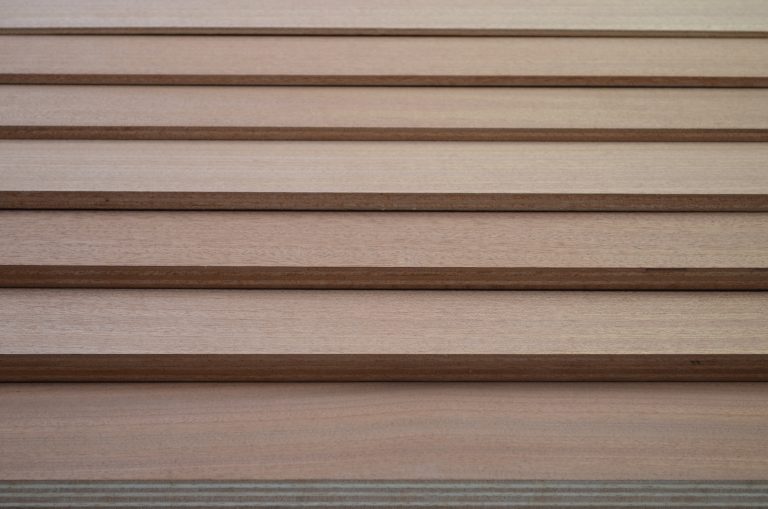 Sapeli – Mahagoni Bootsbausperrholz mit ca. 1,3 mm Messerfurnier ...